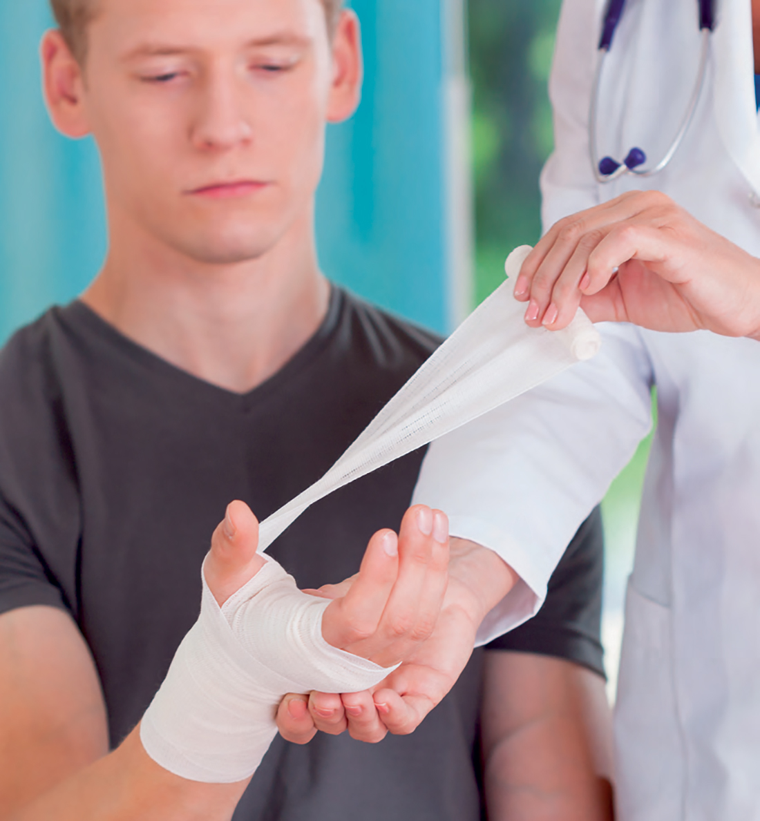 5 Things To Know About A Hand Fracture - This Quarterly